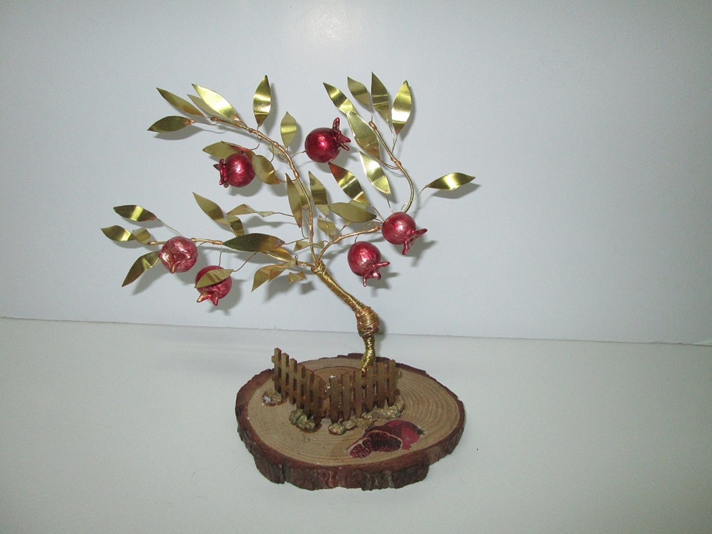 03.25 Pomegranate tree - Xara Design